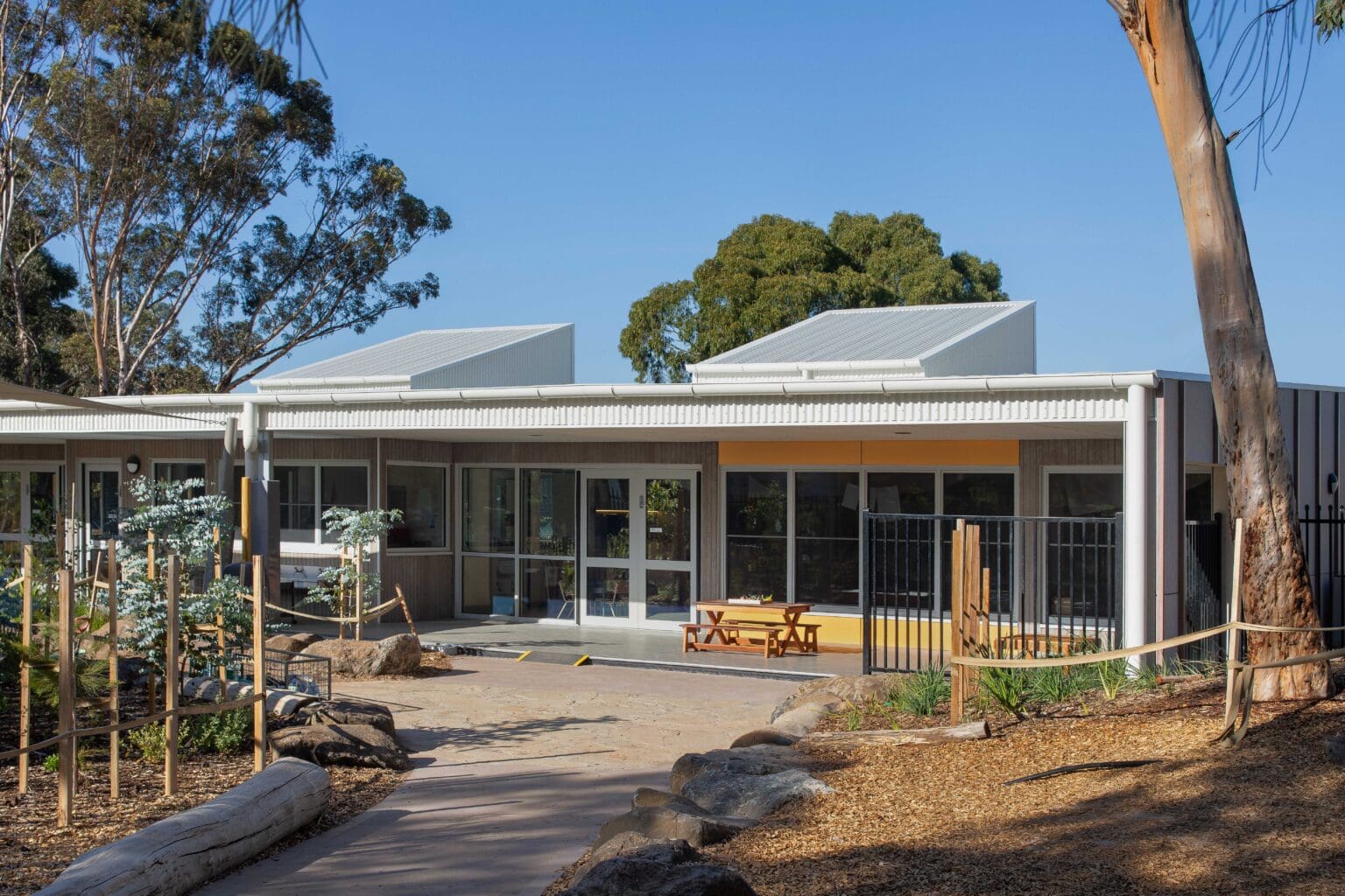 Floating House: A Modular Flood Resistant Home | Modscape